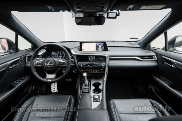 Balts Lexus RX 2017 Tallina, ar dzinēja tilpumu 3.50 L un nobraukumu 132 tūkst. km par 39000 €, foto 9 vietnē AUTOMOTO.COM.LV