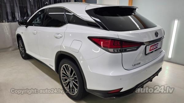 White Lexus RX 2019 in Tallinn, with an engine capacity of 3.50 L and mileage of 82 thousand km for 49995 €, photo 4 on AUTOMOTO.COM.LV