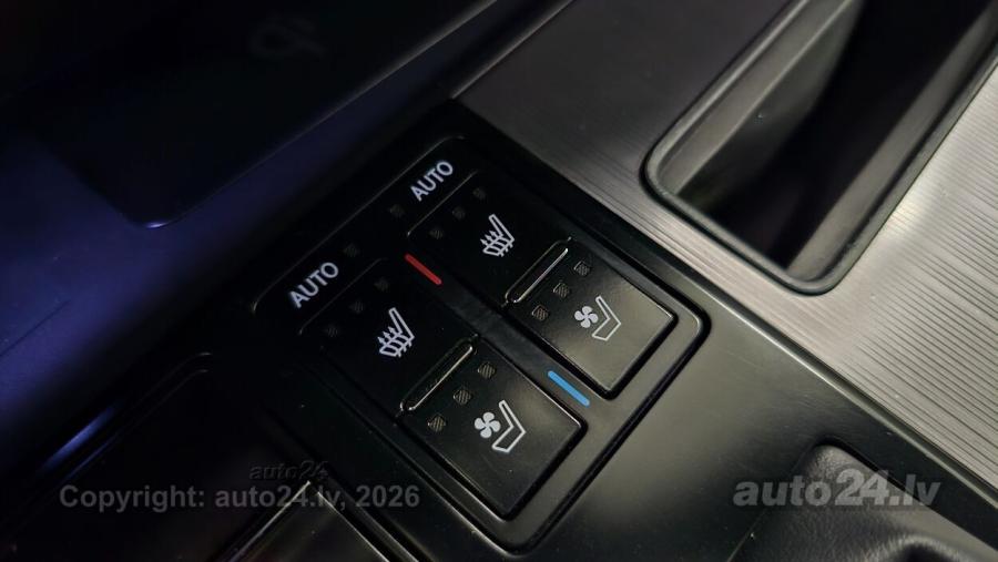 Balts Lexus RX 2019 Tallina, ar dzinēja tilpumu 3.50 L un nobraukumu 82 tūkst. km par 49995 €, foto 23 vietnē AUTOMOTO.COM.LV