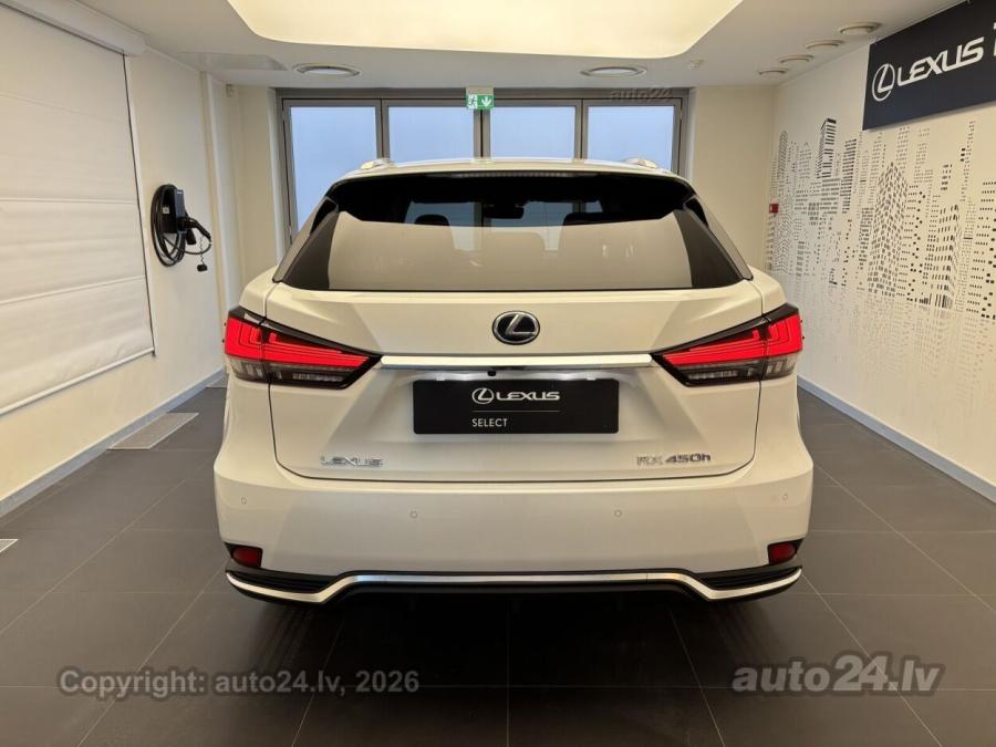 Balts Lexus RX 2020 Tallina, ar dzinēja tilpumu 3.50 L un nobraukumu 103 tūkst. km par 40900 €, foto 3 vietnē AUTOMOTO.COM.LV