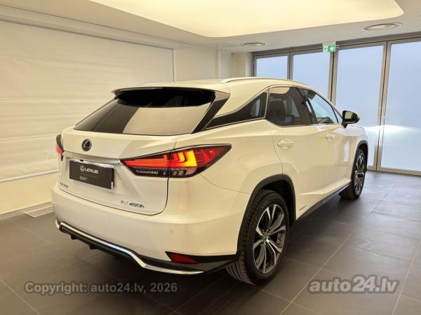Balts Lexus RX 2020 Tallina, ar dzinēja tilpumu 3.50 L un nobraukumu 103 tūkst. km par 40900 €, foto 6 vietnē AUTOMOTO.COM.LV