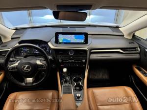 Balts Lexus RX 2020 Tallina, ar dzinēja tilpumu 3.50 L un nobraukumu 103 tūkst. km par 40900 €, foto 13 vietnē AUTOMOTO.COM.LV