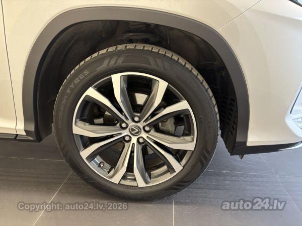 Balts Lexus RX 2020 Tallina, ar dzinēja tilpumu 3.50 L un nobraukumu 103 tūkst. km par 40900 €, foto 7 vietnē AUTOMOTO.COM.LV