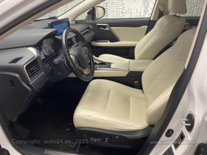 Balts Lexus RX 2021 Tallina, ar dzinēja tilpumu 3.50 L un nobraukumu 117 tūkst. km par 40900 €, foto 9 vietnē AUTOMOTO.COM.LV