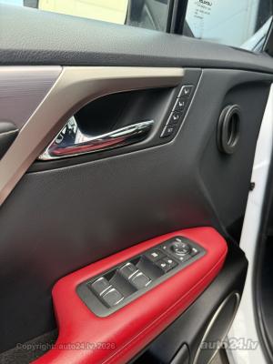 Balts Lexus RX 2022 Tallina, ar dzinēja tilpumu 3.50 L un nobraukumu 102 tūkst. km par 63500 €, foto 11 vietnē AUTOMOTO.COM.LV