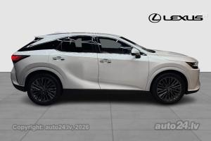White Lexus RX 2024 in Tallinn, with an engine capacity of 2.50 L and mileage of 25 thousand km for 62500 €, photo 4 on AUTOMOTO.COM.LV