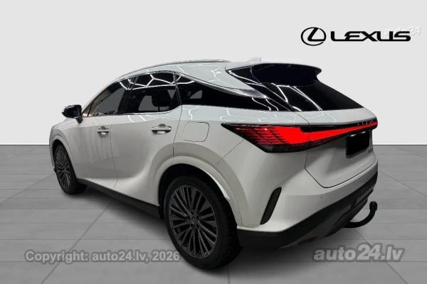 Balts Lexus RX 2024 Tallina, ar dzinēja tilpumu 2.50 L un nobraukumu 25 tūkst. km par 62500 €, foto 5 vietnē AUTOMOTO.COM.LV