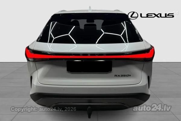 Balts Lexus RX 2024 Tallina, ar dzinēja tilpumu 2.50 L un nobraukumu 25 tūkst. km par 62500 €, foto 8 vietnē AUTOMOTO.COM.LV