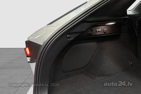 Balts Lexus RX 2024 Tallina, ar dzinēja tilpumu 2.50 L un nobraukumu 25 tūkst. km par 62500 €, foto 10 vietnē AUTOMOTO.COM.LV