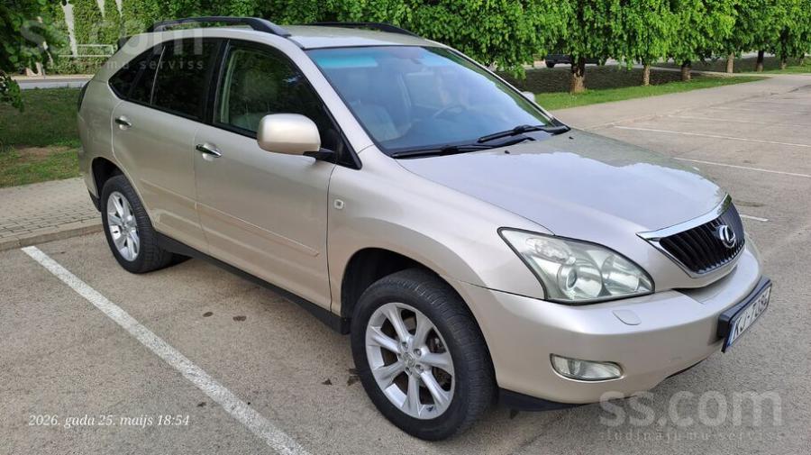 Dzeltens Lexus RX 2007 Ogre, ar dzinēja tilpumu 3.50 L un nobraukumu 247 tūkst. km par 6000 €, foto 4 vietnē AUTOMOTO.COM.LV
