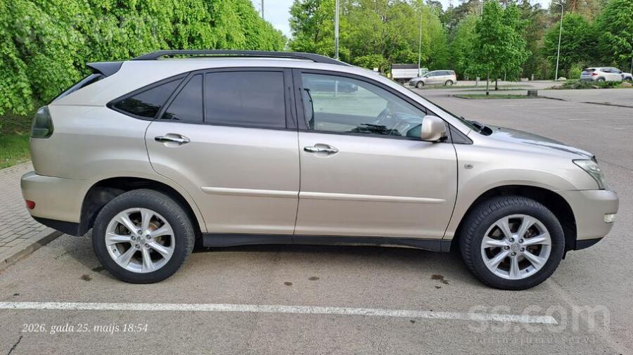 Dzeltens Lexus RX 2007 Ogre, ar dzinēja tilpumu 3.50 L un nobraukumu 247 tūkst. km par 6000 €, foto 5 vietnē AUTOMOTO.COM.LV