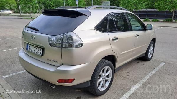 Yellow Lexus RX 2007 in Ogre, with an engine capacity of 3.50 L and mileage of 247 thousand km for 6000 €, photo 5 on AUTOMOTO.COM.LV