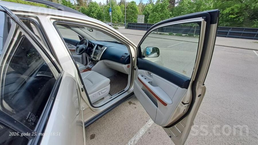 Dzeltens Lexus RX 2007 Ogre, ar dzinēja tilpumu 3.50 L un nobraukumu 247 tūkst. km par 6000 €, foto 13 vietnē AUTOMOTO.COM.LV