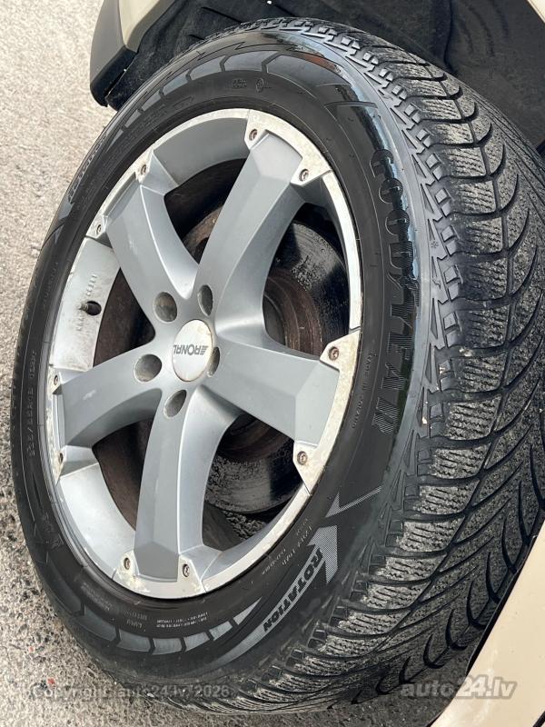 Dzeltens Lexus RX 2004 Narva, ar dzinēja tilpumu 3.00 L un nobraukumu 260 tūkst. km par 2499 €, foto 9 vietnē AUTOMOTO.COM.LV