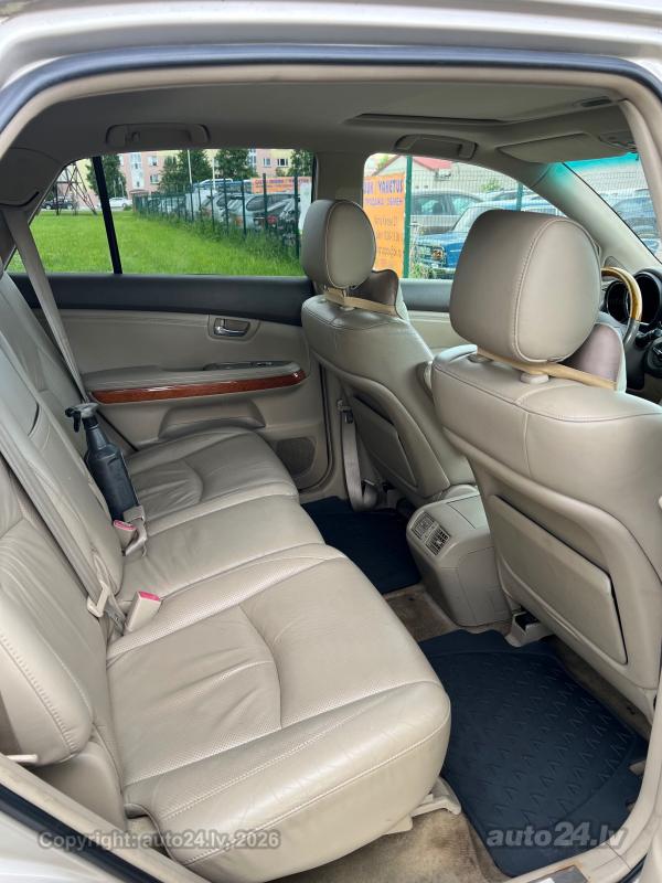 Dzeltens Lexus RX 2004 Narva, ar dzinēja tilpumu 3.00 L un nobraukumu 260 tūkst. km par 2499 €, foto 10 vietnē AUTOMOTO.COM.LV