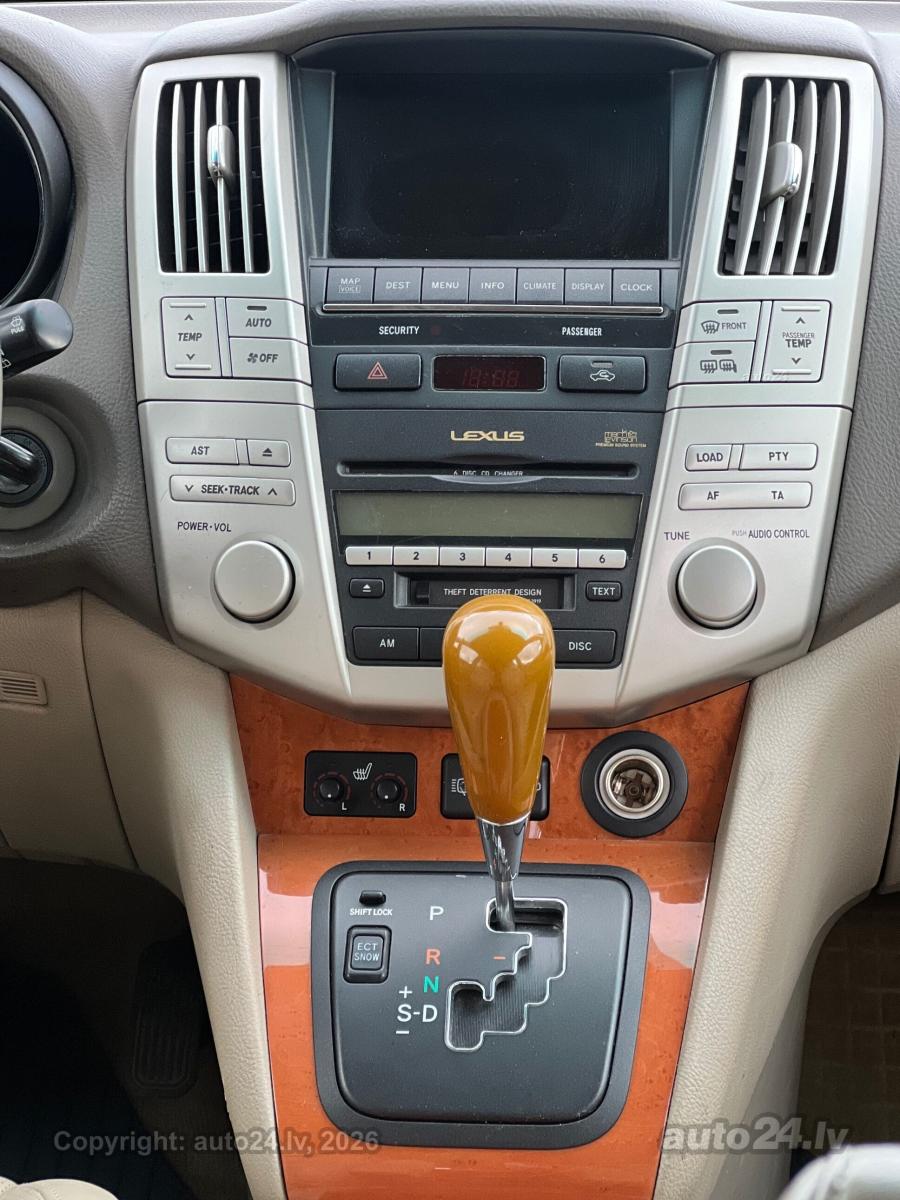 Yellow Lexus RX 2004 in Narva, with an engine capacity of 3.00 L and mileage of 260 thousand km for 2499 €, photo 17 on AUTOMOTO.COM.LV