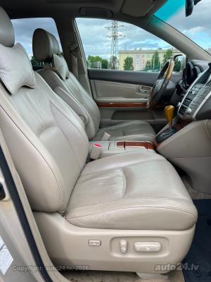 Yellow Lexus RX 2004 in Narva, with an engine capacity of 3.00 L and mileage of 260 thousand km for 2499 €, photo 22 on AUTOMOTO.COM.LV