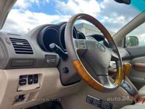 Yellow Lexus RX 2004 in Narva, with an engine capacity of 3.00 L and mileage of 260 thousand km for 2499 €, photo 24 on AUTOMOTO.COM.LV