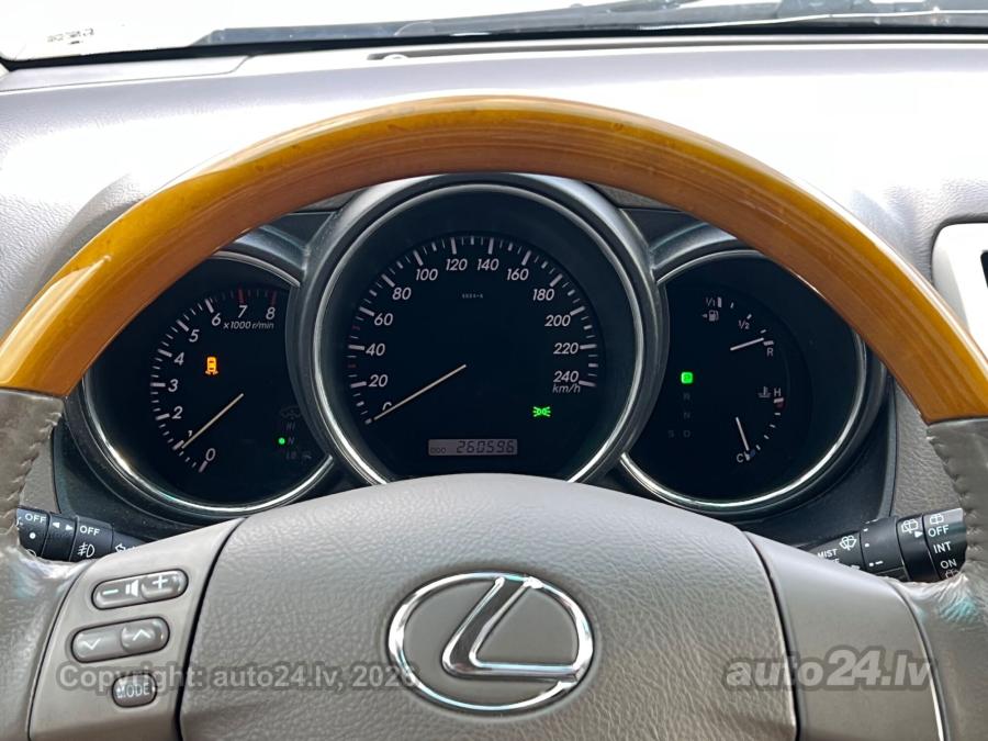 Yellow Lexus RX 2004 in Narva, with an engine capacity of 3.00 L and mileage of 260 thousand km for 2499 €, photo 31 on AUTOMOTO.COM.LV