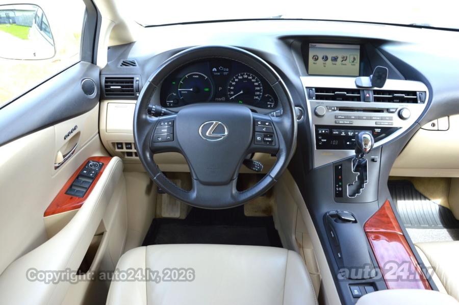 Yellow Lexus RX 2010 in Tallinn, with an engine capacity of 3.50 L and mileage of 233 thousand km for 12900 €, photo 9 on AUTOMOTO.COM.LV