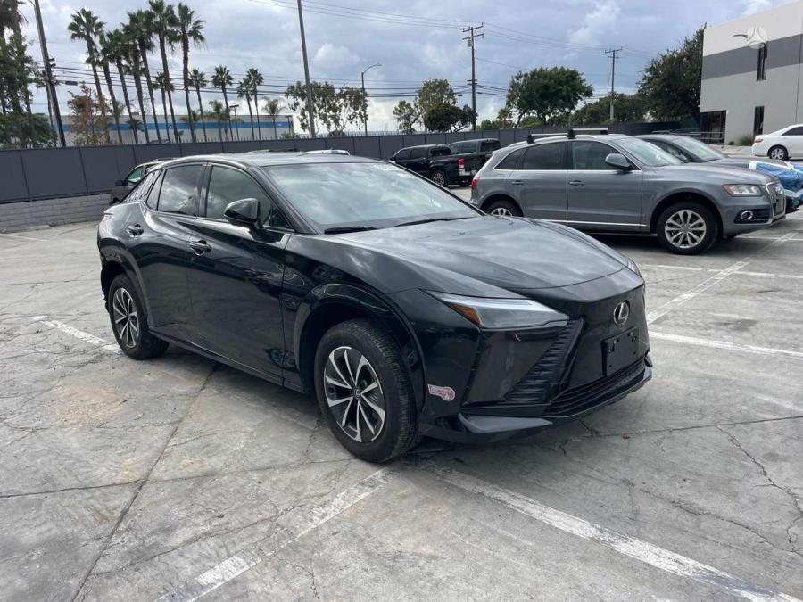 Black Lexus RZ 300e 2024 in Vilnius, with an engine capacity of 0.00 L and mileage of 22 thousand km for 23500 €, photo 1 on AUTOMOTO.COM.LV