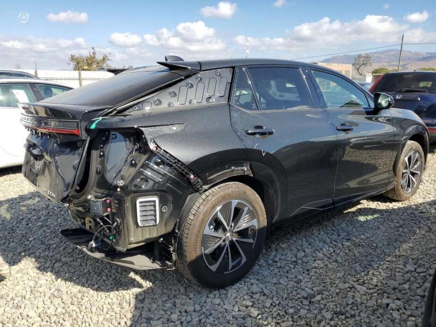 Black Lexus RZ 300e 2024 in Vilnius, with an engine capacity of 0.00 L and mileage of 22 thousand km for 23500 €, photo 18 on AUTOMOTO.COM.LV