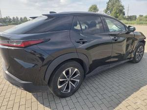 Черный Лексус RZ 300e 2024 в Мариямполе, объемом двигателя 0.00 л и пробегом 135 тыс. км за 18000 €, фото 16 на AUTOMOTO.COM.LV