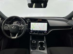 Melns Lexus RZ 300e 2025 Viļņa, ar dzinēja tilpumu 0.00 L un nobraukumu 19 tūkst. km par 39900 €, foto 9 vietnē AUTOMOTO.COM.LV