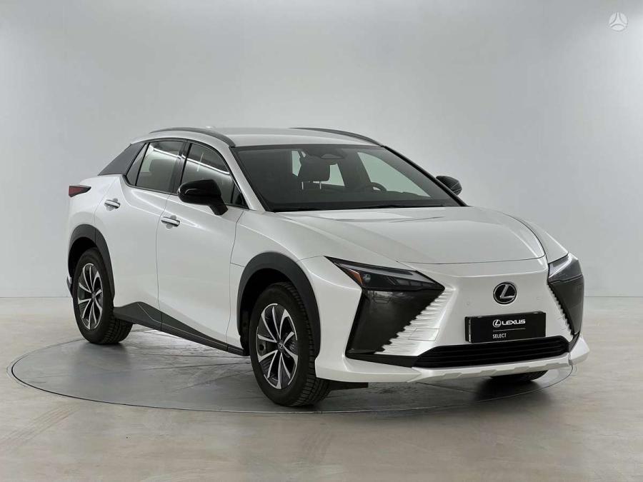Melns Lexus RZ 300e 2025 Viļņa, ar dzinēja tilpumu 0.00 L un nobraukumu 19 tūkst. km par 39900 €, foto 19 vietnē AUTOMOTO.COM.LV