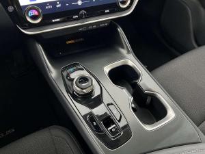 Melns Lexus RZ 300e 2025 Viļņa, ar dzinēja tilpumu 0.00 L un nobraukumu 19 tūkst. km par 39900 €, foto 24 vietnē AUTOMOTO.COM.LV