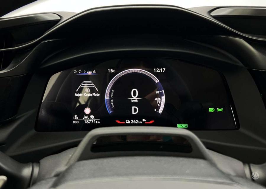 Black Lexus RZ 300e 2025 in Vilnius, with an engine capacity of 0.00 L and mileage of 19 thousand km for 39900 €, photo 14 on AUTOMOTO.COM.LV
