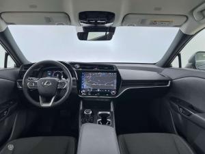 Grey Lexus RZ 300e 2025 in Vilnius, with an engine capacity of 0.00 L and mileage of 27 thousand km for 44900 €, photo 9 on AUTOMOTO.COM.LV