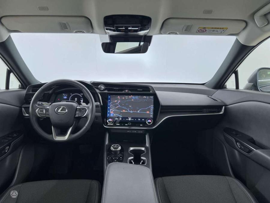 Grey Lexus RZ 300e 2025 in Vilnius, with an engine capacity of 0.00 L and mileage of 27 thousand km for 44900 €, photo 9 on AUTOMOTO.COM.LV