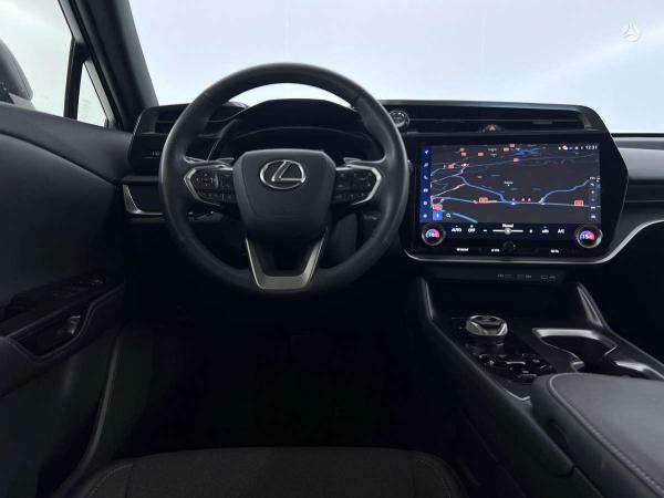 Grey Lexus RZ 300e 2025 in Vilnius, with an engine capacity of 0.00 L and mileage of 27 thousand km for 44900 €, photo 9 on AUTOMOTO.COM.LV
