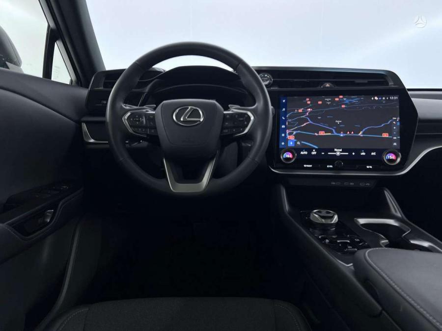 Grey Lexus RZ 300e 2025 in Vilnius, with an engine capacity of 0.00 L and mileage of 27 thousand km for 44900 €, photo 10 on AUTOMOTO.COM.LV