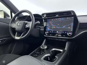 Grey Lexus RZ 300e 2025 in Vilnius, with an engine capacity of 0.00 L and mileage of 27 thousand km for 44900 €, photo 15 on AUTOMOTO.COM.LV