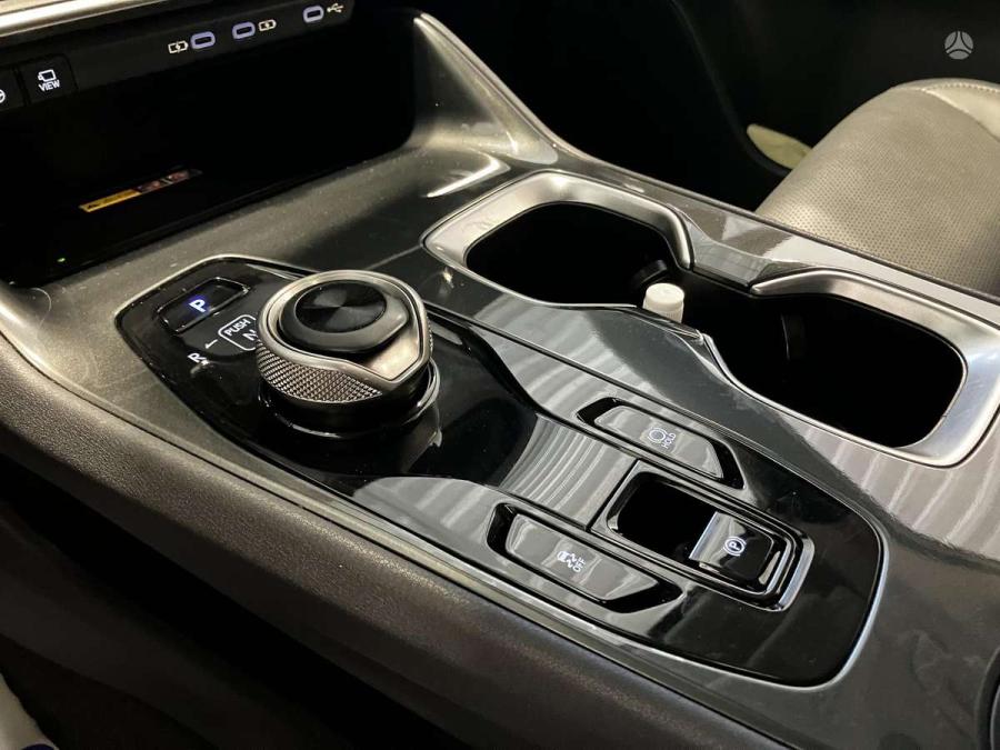 Черный Лексус RZ 450e 2023 в Клайпеда, объемом двигателя 0.00 л и пробегом 50 тыс. км за 41500 €, фото 19 на AUTOMOTO.COM.LV