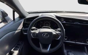 Black Lexus RZ 450e 2023 in Vilnius, with an engine capacity of 0.00 L and mileage of 33 thousand km for 41000 €, photo 12 on AUTOMOTO.COM.LV