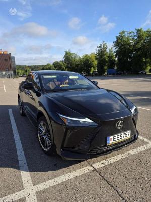 Black Lexus RZ 450e 2024 in Vilnius, with an engine capacity of 0.00 L and mileage of 55 thousand km for 45500 €, photo  on AUTOMOTO.COM.LV