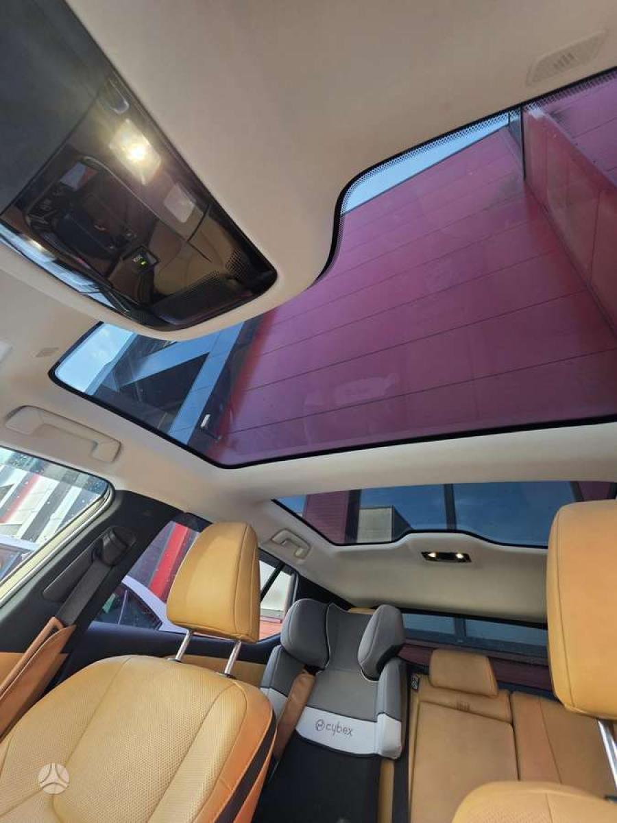 Black Lexus RZ 450e 2024 in Vilnius, with an engine capacity of 0.00 L and mileage of 55 thousand km for 45500 €, photo 10 on AUTOMOTO.COM.LV