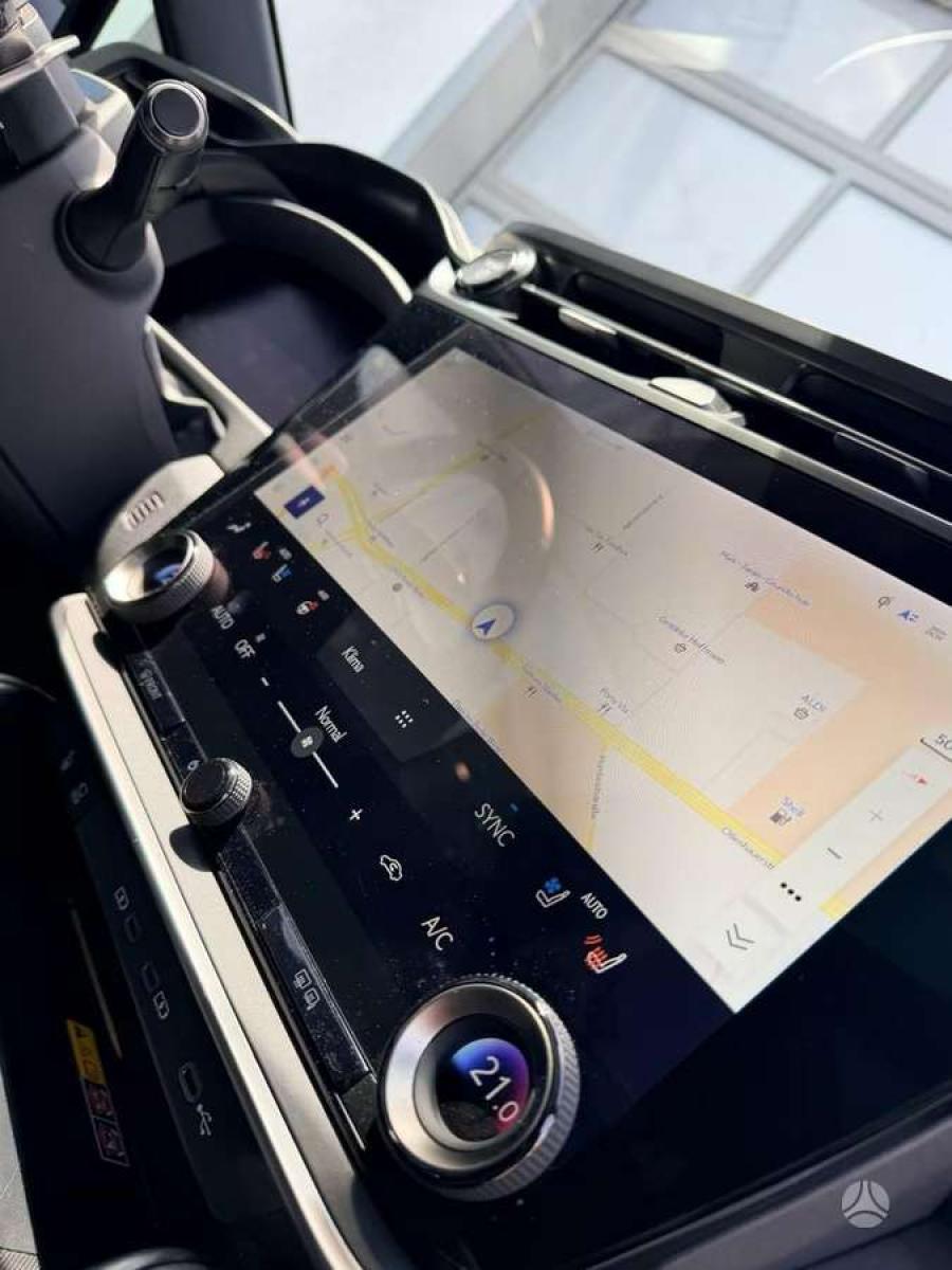 Синий Лексус RZ 450e 2023 в Вильнюс, объемом двигателя 0.00 л и пробегом 22 тыс. км за 46900 €, фото 12 на AUTOMOTO.COM.LV