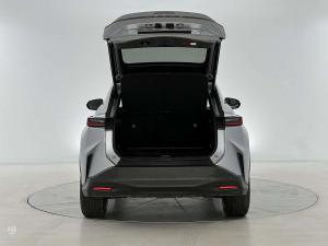 Pelēks Lexus RZ 450e 2025 Viļņa, ar dzinēja tilpumu 0.00 L un nobraukumu 10 tūkst. km par 49900 €, foto 11 vietnē AUTOMOTO.COM.LV