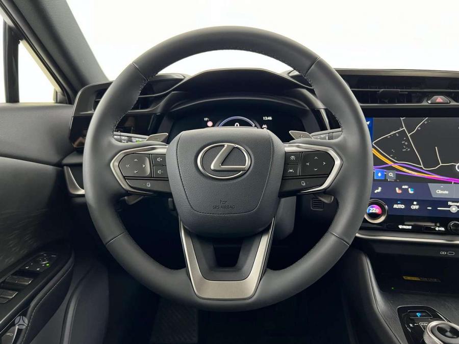 Pelēks Lexus RZ 450e 2025 Viļņa, ar dzinēja tilpumu 0.00 L un nobraukumu 10 tūkst. km par 49900 €, foto 13 vietnē AUTOMOTO.COM.LV
