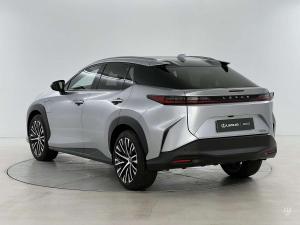 Pelēks Lexus RZ 450e 2025 Viļņa, ar dzinēja tilpumu 0.00 L un nobraukumu 10 tūkst. km par 49900 €, foto 18 vietnē AUTOMOTO.COM.LV