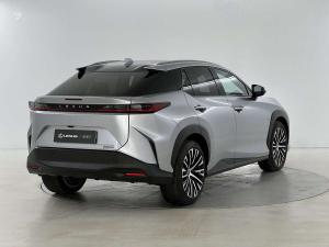 Pelēks Lexus RZ 450e 2025 Viļņa, ar dzinēja tilpumu 0.00 L un nobraukumu 10 tūkst. km par 49900 €, foto 21 vietnē AUTOMOTO.COM.LV