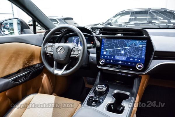 Brūns Lexus RZ 2023 Tallina, ar dzinēja tilpumu 0.00 L un nobraukumu 19 tūkst. km par 43900 €, foto 9 vietnē AUTOMOTO.COM.LV