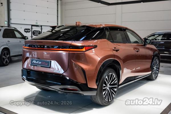 Brūns Lexus RZ 2023 Tallina, ar dzinēja tilpumu 0.00 L un nobraukumu 29 tūkst. km par 45900 €, foto 5 vietnē AUTOMOTO.COM.LV