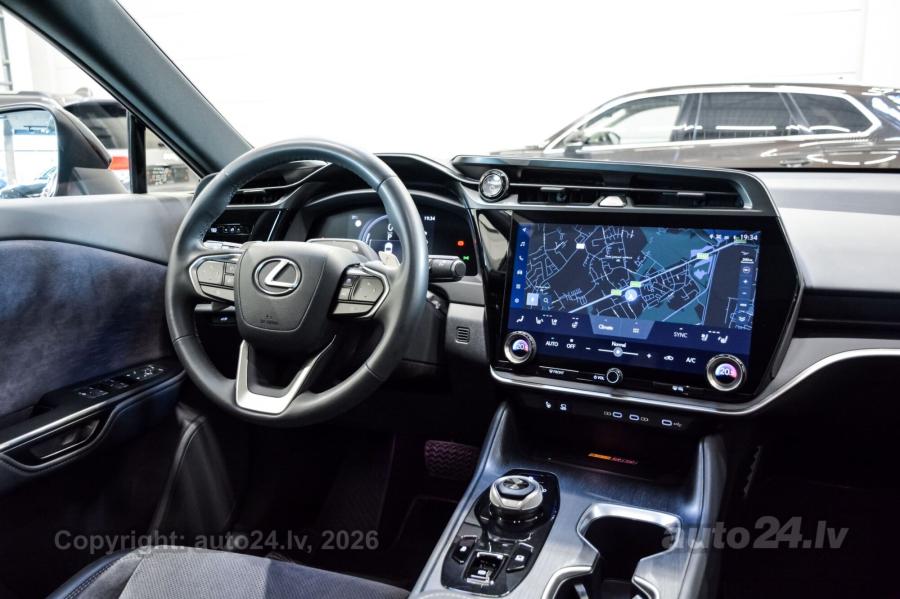 Коричневый Лексус RZ 2023 в Таллин, объемом двигателя 0.00 л и пробегом 29 тыс. км за 45900 €, фото 10 на AUTOMOTO.COM.LV