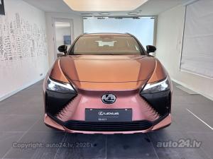 Brūns Lexus RZ 2024 Tallina, ar dzinēja tilpumu 0.00 L un nobraukumu 23 tūkst. km par 54900 €, foto 4 vietnē AUTOMOTO.COM.LV
