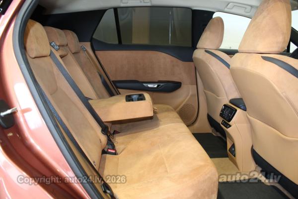 Brūns Lexus RZ 2024 Tallina, ar dzinēja tilpumu 0.00 L un nobraukumu 28 tūkst. km par 52990 €, foto 7 vietnē AUTOMOTO.COM.LV